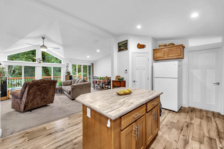 Discover Longview, WA: A Gateway to the Pacific Northwest - PNW POV BLOG